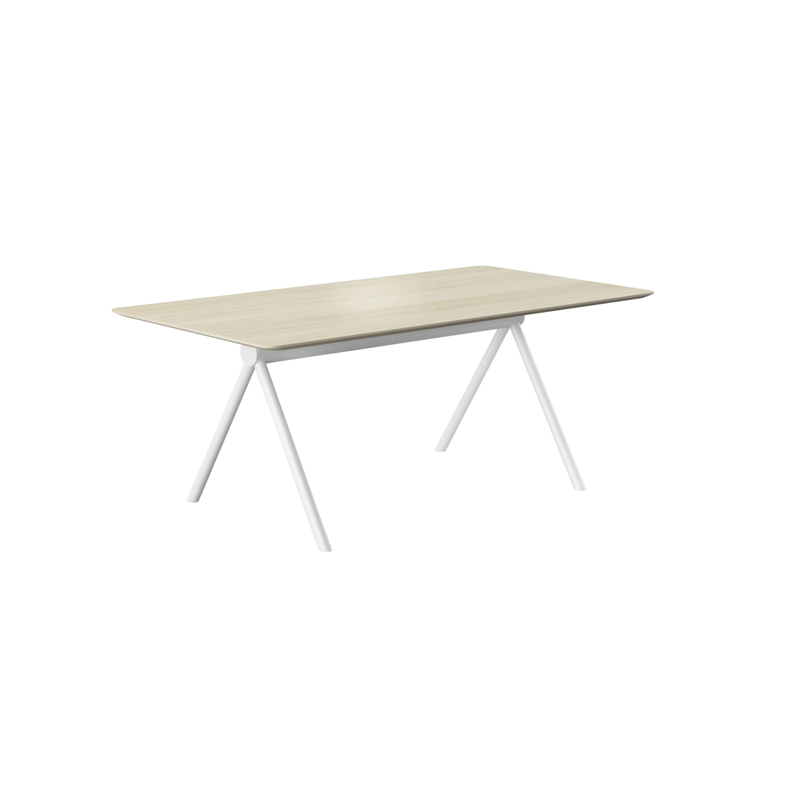 Table with built-in cable management – EFG Avia