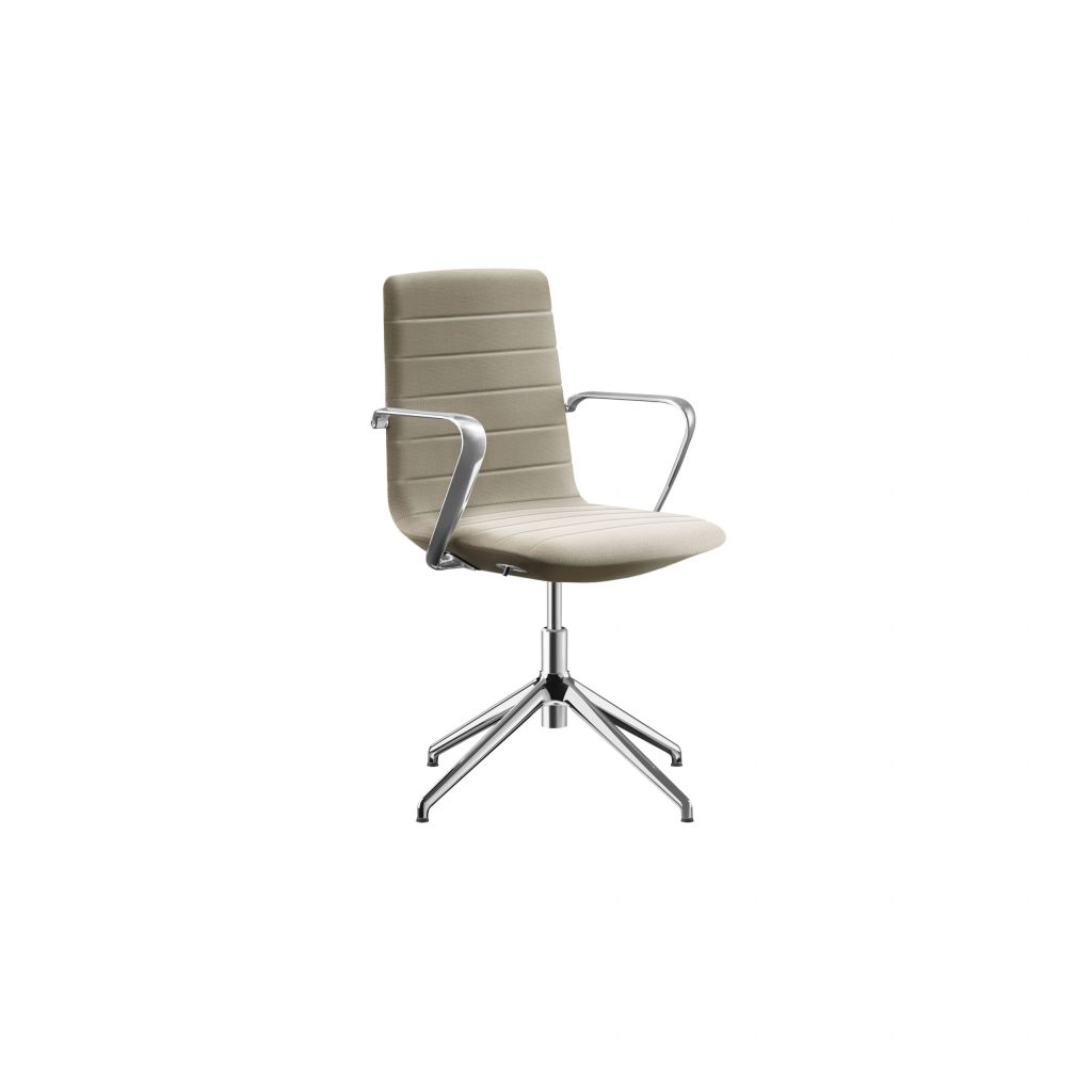Chair with swivel base – EFG Favor