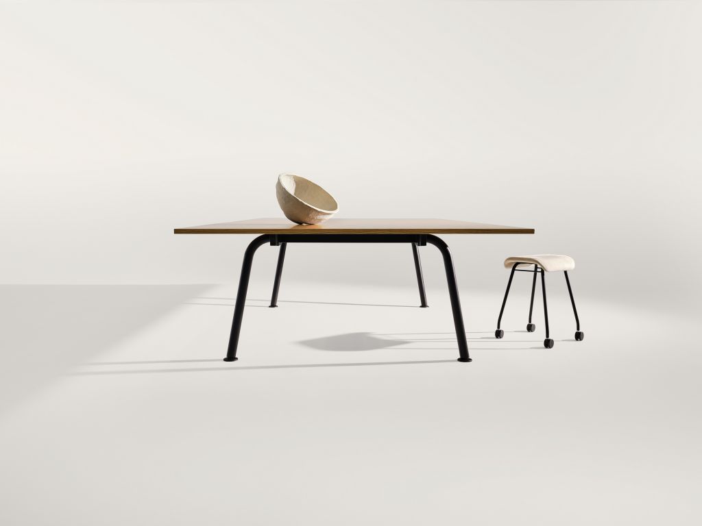EFG launches the Sela stool and Continue table for better meetings – EFG