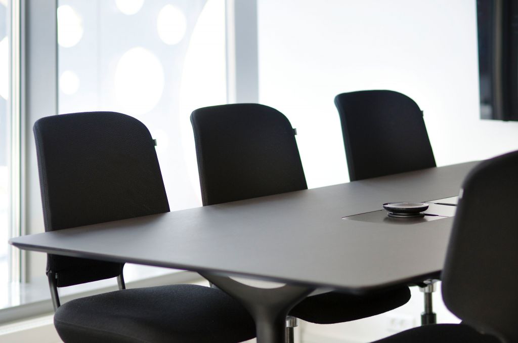 Meeting tables – EFG